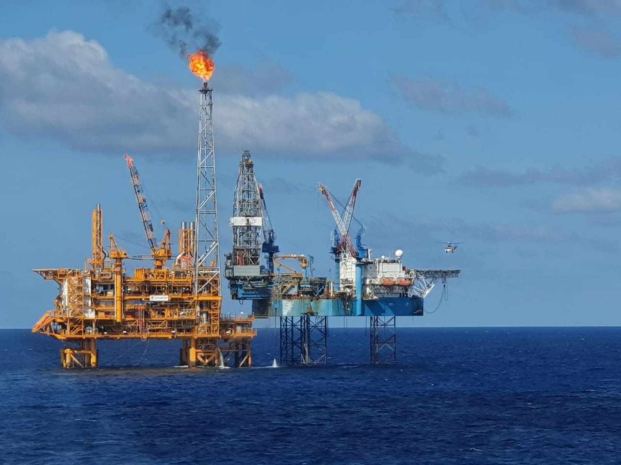 EPCIC: Front-runner Storage Tanker / Floating Flexible Hose / Mooring ...